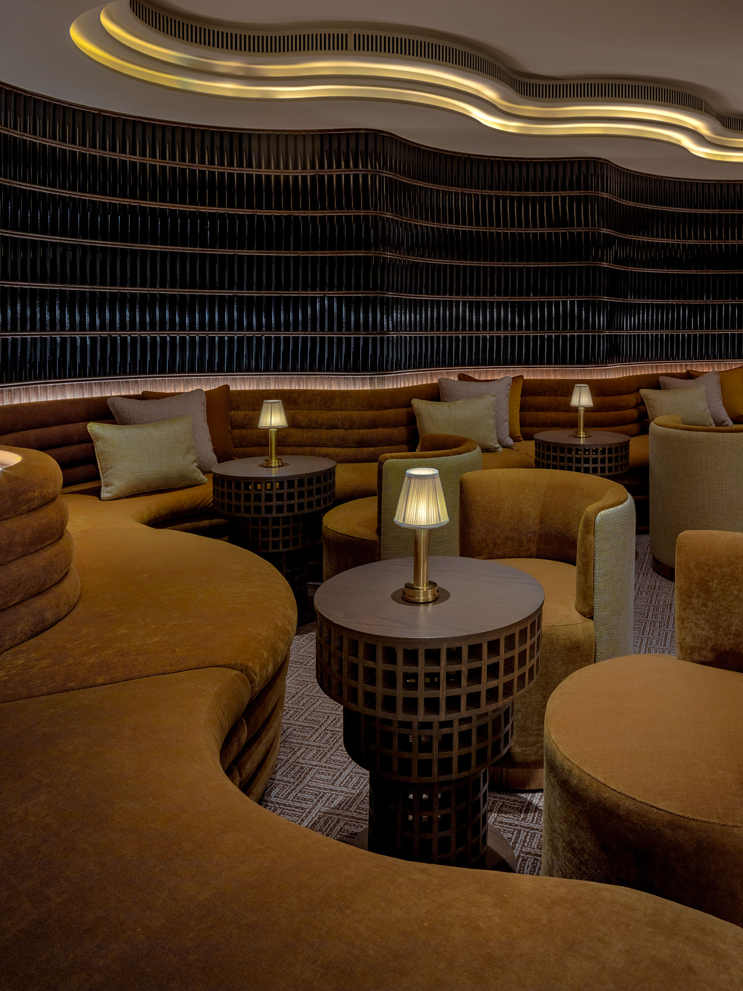 Rick’s Bar ‹ Studio Kin